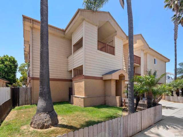 263 Dahlia Ave Unit 2