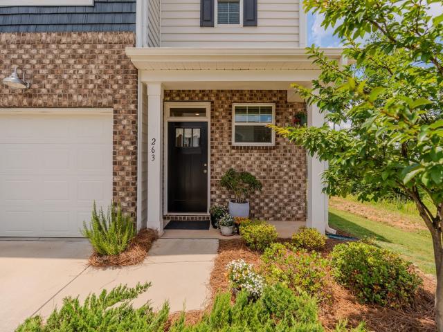 263 E Compass Way
