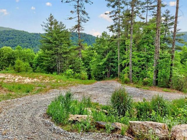 263 E Lester Ln, Hendersonville, NC 28739