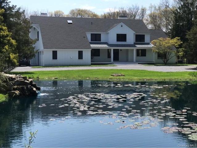 263 Ferry Rd, Sag Harbor, NY 11963