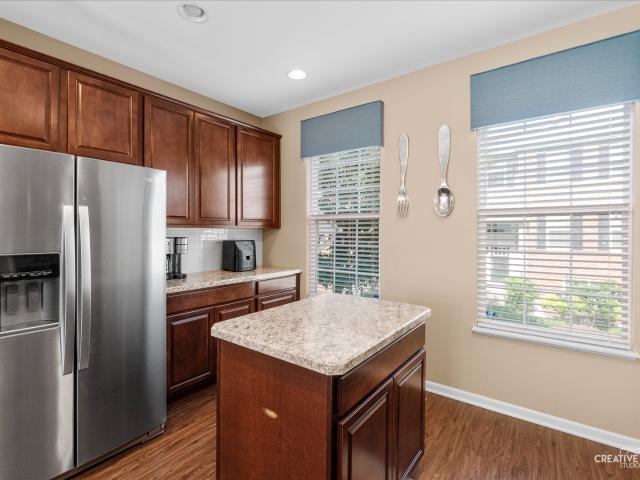 263 Lakeshore Drive