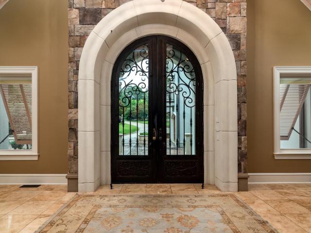 263 Lakeview Drive