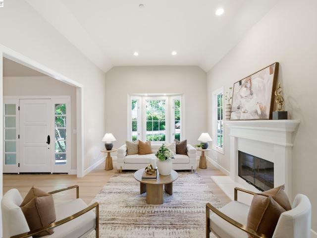 263 Mission Tierra Pl