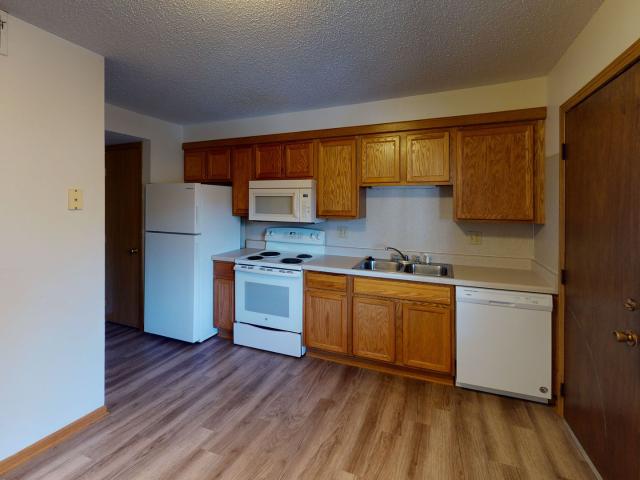 263 N. Hyland