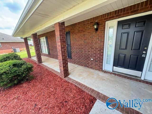 263 Shadow Court SW