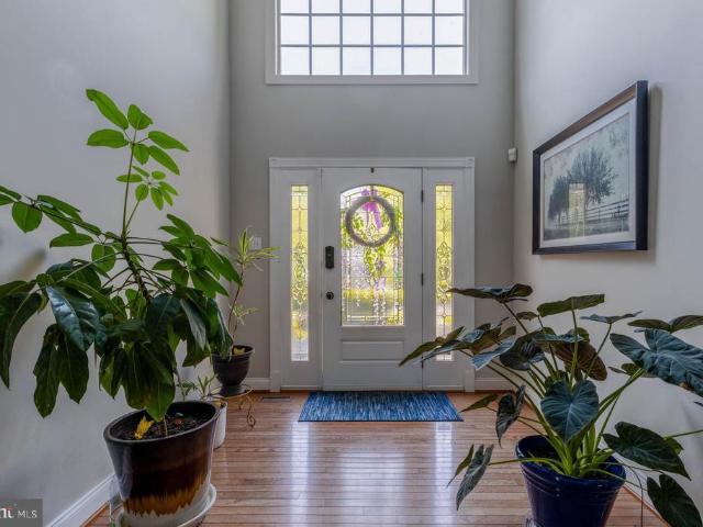 263 Rivercrest Drive