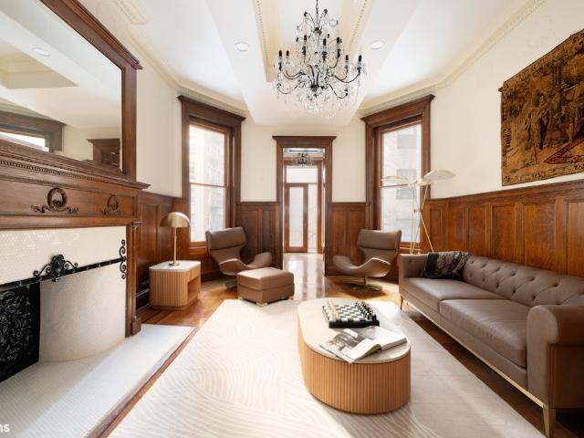 263 W 93RD Street
