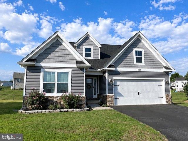 263 Twickenham Dr, Martinsburg, WV 25403