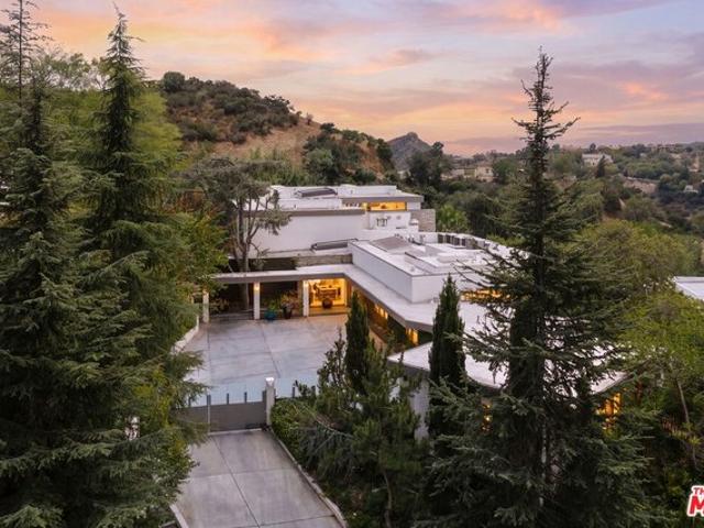 2644 Eden Pl, Los Angeles, CA 90210