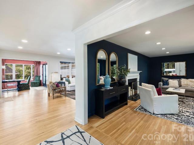 2644 Portland Avenue