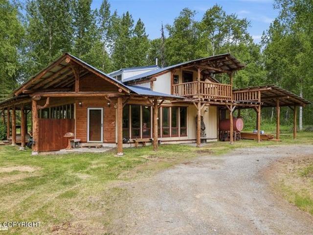 2644 S Beechwood Cir, Wasilla, AK 99654
