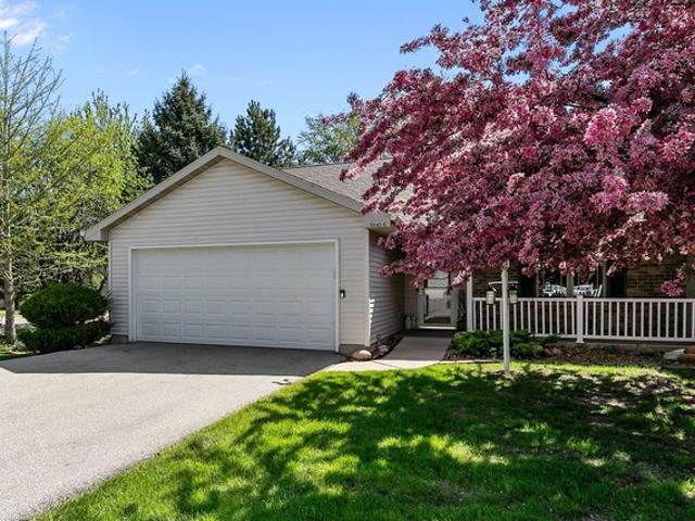2645 Havenwood Dr Unit A, Oshkosh, WI 54904
