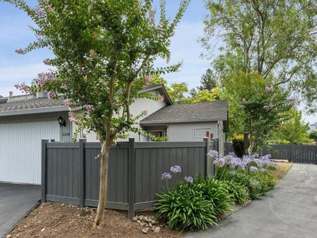 2646 Michelle Ct, Napa, CA 94558
