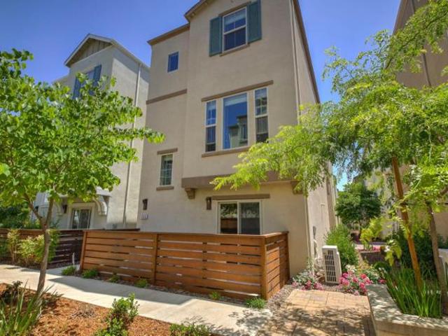 2646 Cleat Ln #19, Sacramento, CA 95818