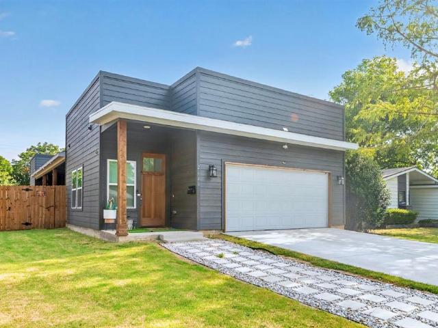 2646 Greenhurst Drive