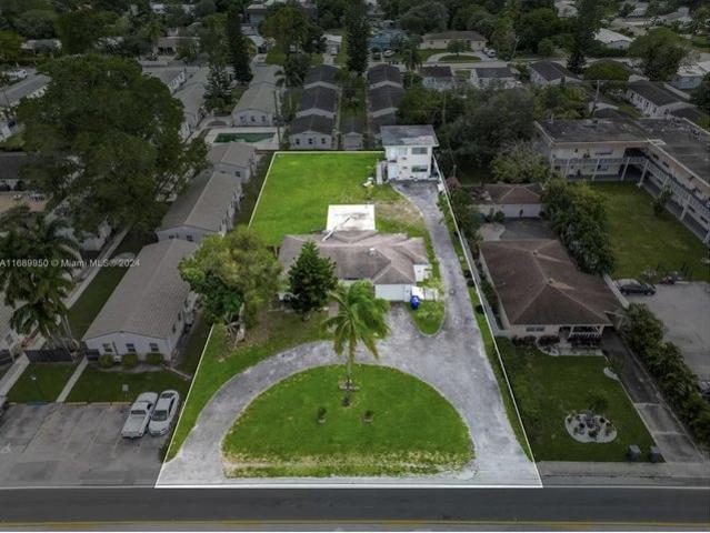 2646 Johnson St, Hollywood, FL 33020