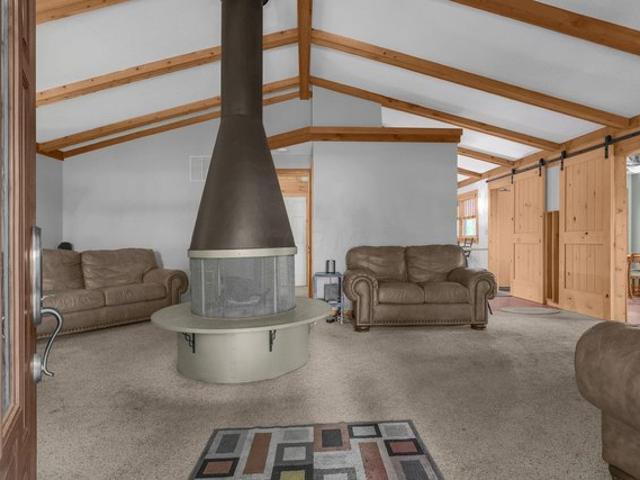 2646 Sarsi Dr, London, OH 43140
