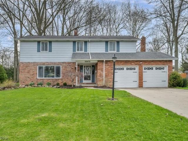26475 Sudbury Dr, North Olmsted, OH 44070