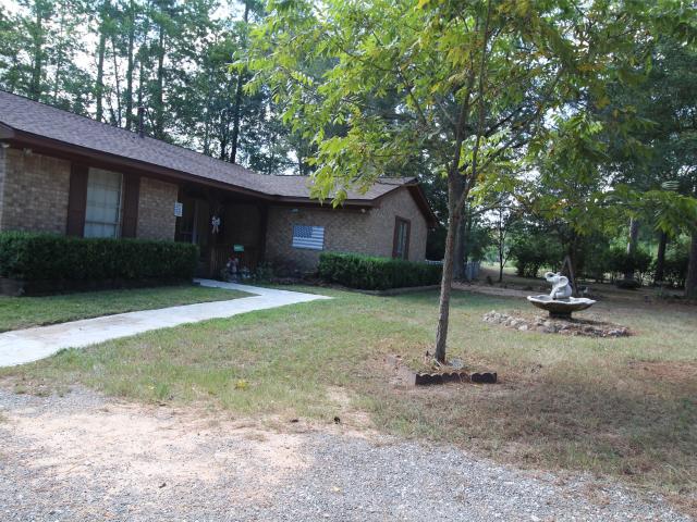 26482 Lakeview Drive