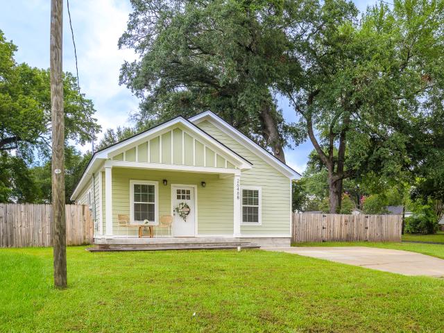 2648 B Leeds Avenue