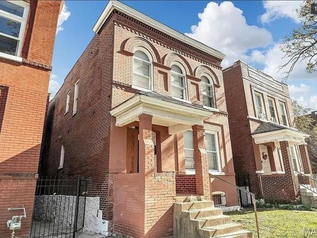 2648 California Ave, Saint Louis, MO 63118
