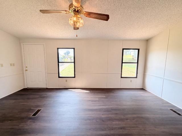 2648 Pine Ridge Dr