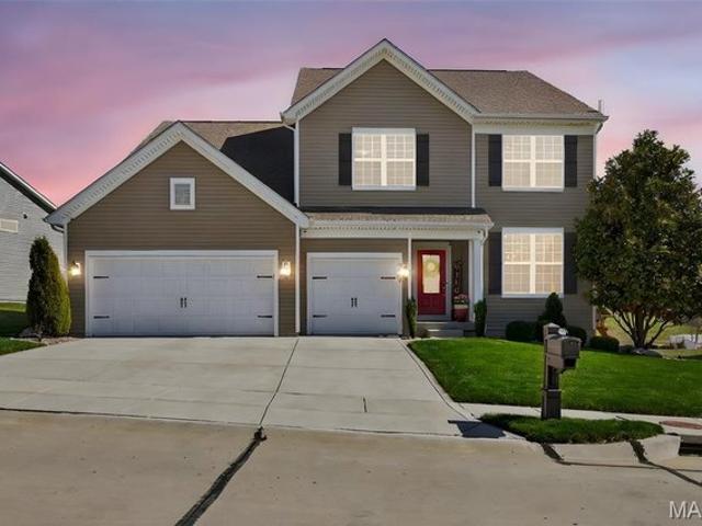 2648 Preston Woods Trl, Lake Saint Louis, MO 63367