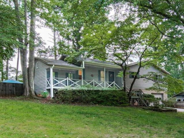 2649 Mohawk Trail, Acworth, GA 30102
