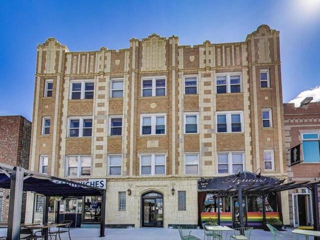2649 N Kedzie Ave Apt 4B, Chicago, IL 60647