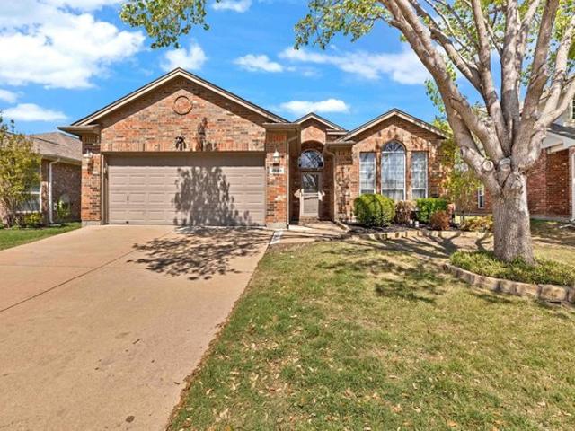2649 Chadwick Dr, Fort Worth, TX 76131