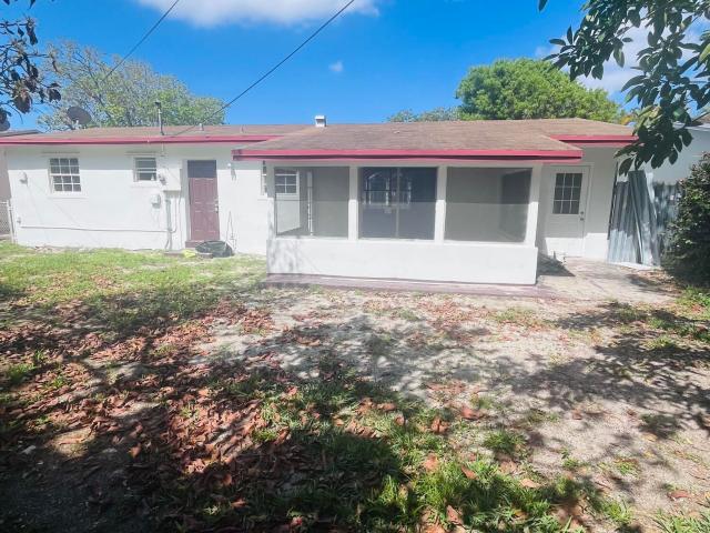 2649 Jamaica Dr, Miramar, FL 33023 | MLS #B26014 | Compass
