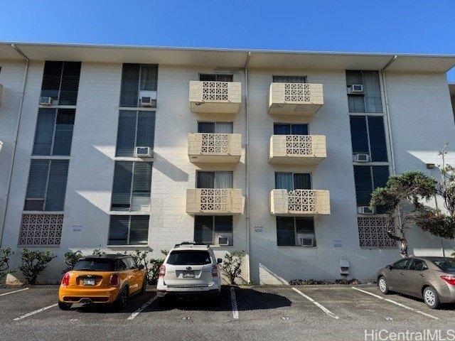 2649 Varsity Pl Apt 106, Honolulu, HI 96826