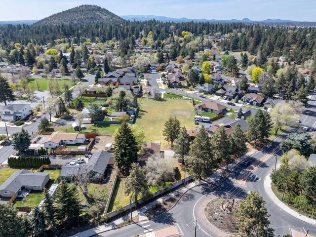 2640 NE 8th Street, Bend, US, OR
