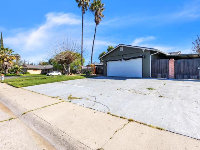 2640 Erin Dr, Sacramento, CA 95833 | MLS #226026 | Compass