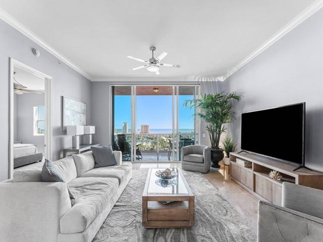 2640 Lake Shore Dr Unit 2215, Riviera Beach, FL 33404