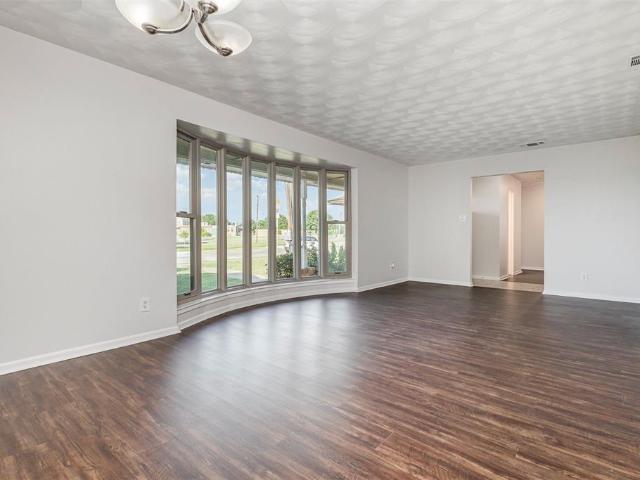 2640 Lakeland Dr, Dallas, TX 75228 | MLS #21257