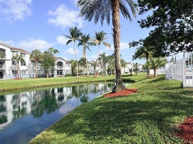 2640 S University Dr Apt 101, Davie, FL 33328