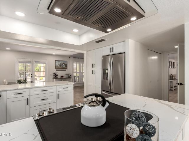 26414 S Lakemont Dr, Chandler, AZ 85248 | MLS #6933 | Compass