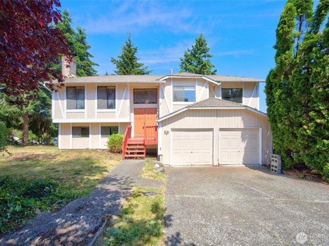 26415 Carnaby Way, Kent, WA 98032