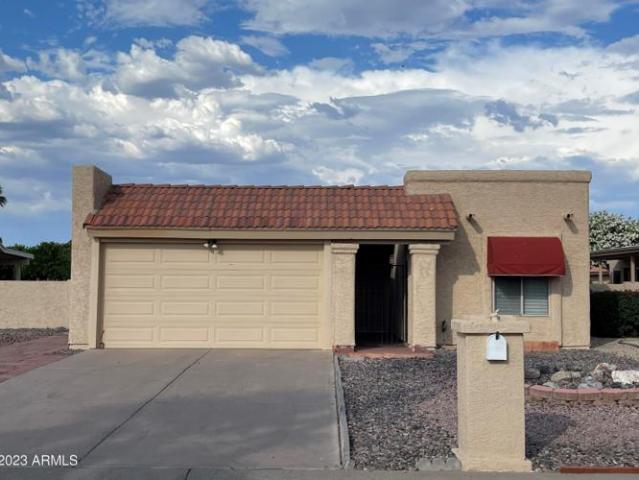 26419 S Snead Dr, Sun Lakes, AZ 85248