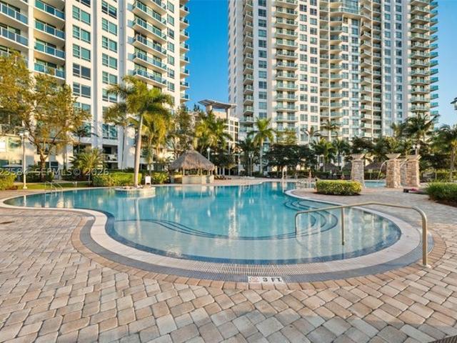 2641 N Flamingo Rd Unit 1006N, Sunrise, FL 33323