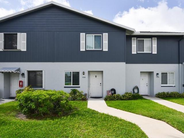 2641 Gately Dr W Apt 1104, West Palm Beach, FL 33415
