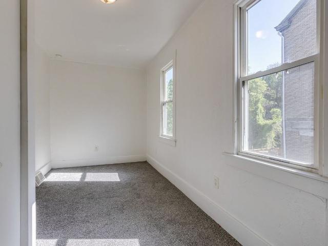 2641 S 18th Street 2 Bedroom Apartment for Rent at 2641 S 18th St, Pittsburgh, PA 15210 Southside Slopes