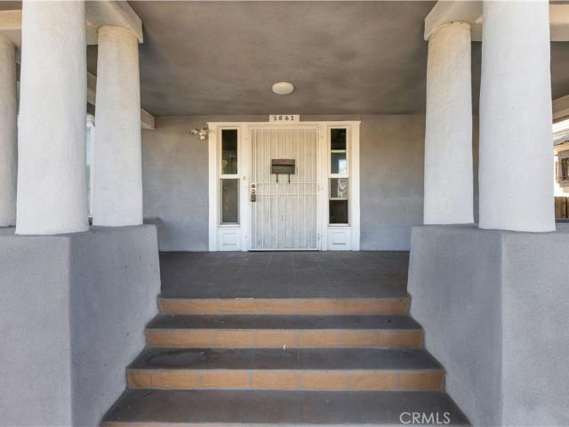 2641 S Catalina St, Los Angeles, CA 90007 | MLS #SR26006