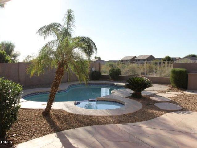 26422 N 43RD Place