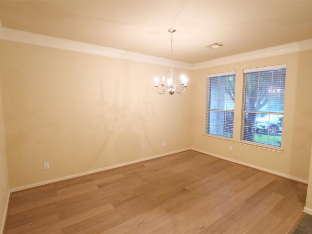 26427 Longview Creek