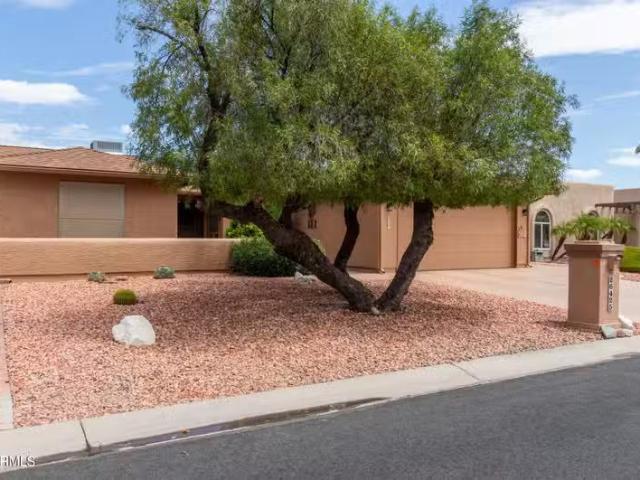 26425 S Saddletree Dr, Sun Lakes, AZ 85248 MLS 6742368