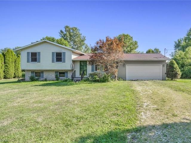 2642 Blake Rd, Wadsworth, OH 44281