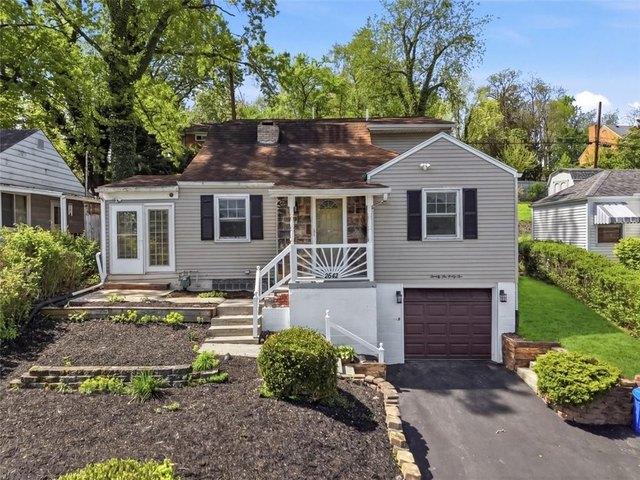 2642 Winchester Dr, Pittsburgh, PA 15220