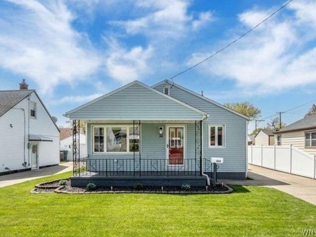 264 69th St, Niagara Falls, NY 14304